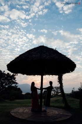 Elegant Maharashtrian Destination Wedding At Malhar Machi Pune ...