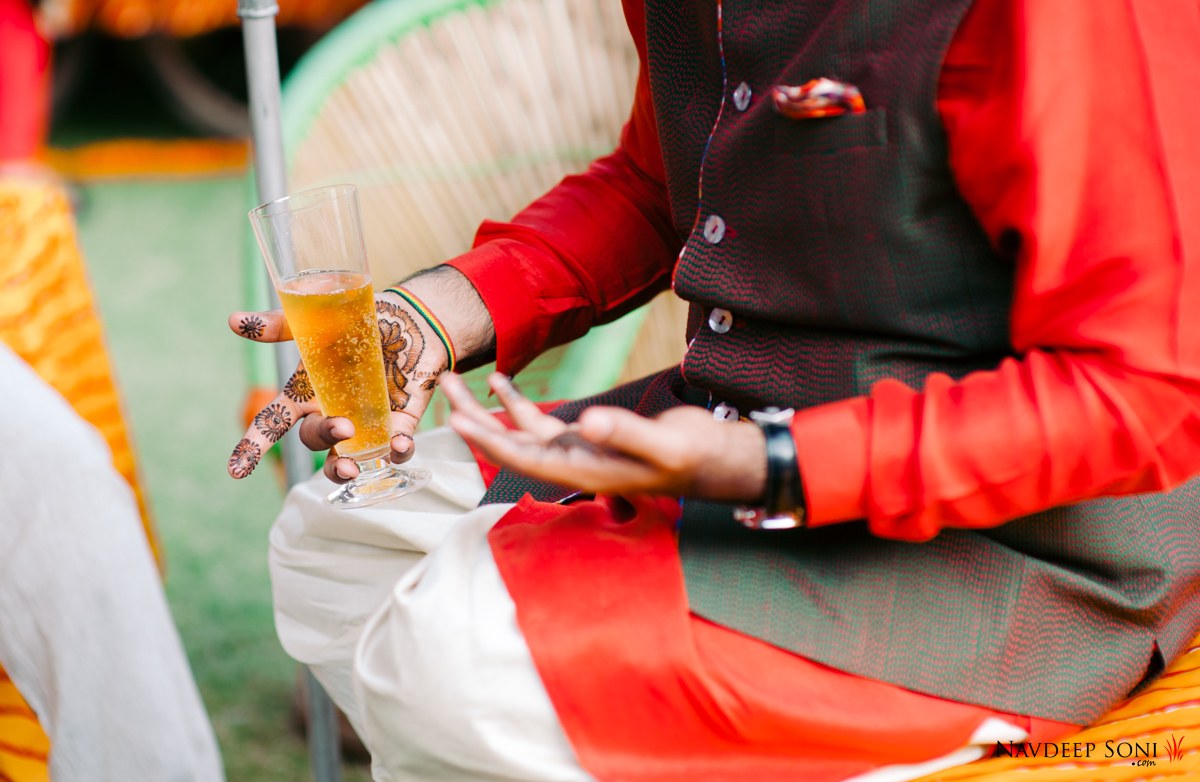 Cross Cultural Yet Traditional Indian Wedding At Chomu Palace Jaipur