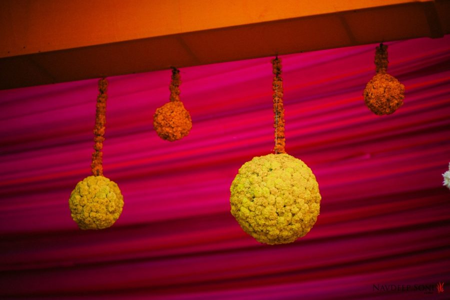 Cross Cultural Yet Traditional Indian Wedding At Chomu Palace Jaipur