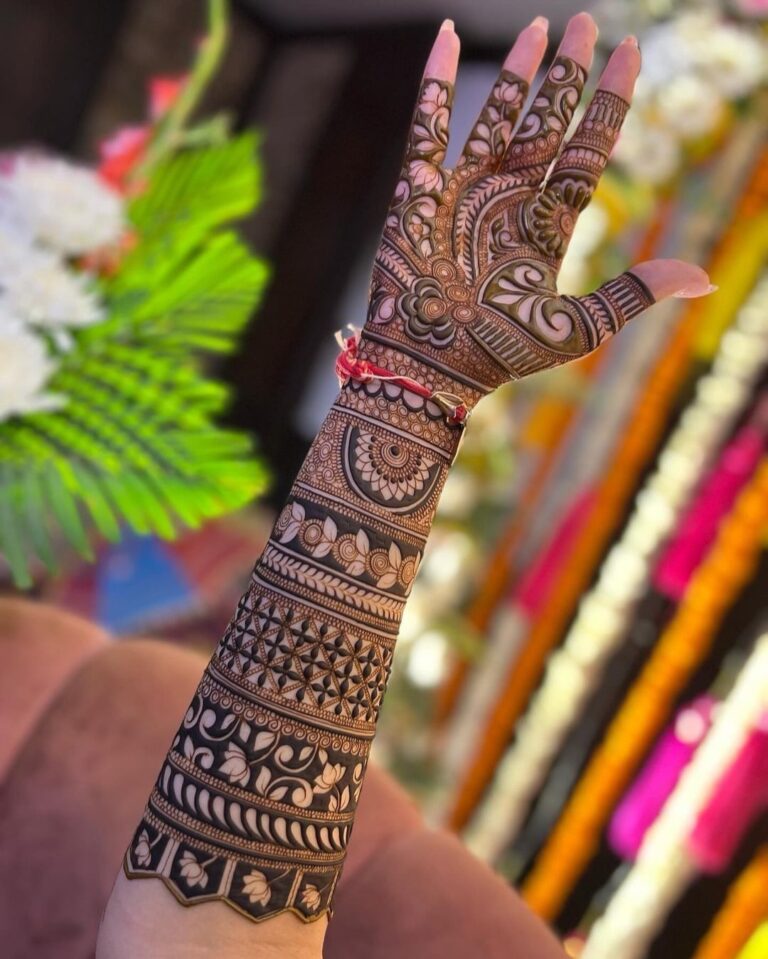 Stunning Mehndi Designs for Full Hands (October 2025)